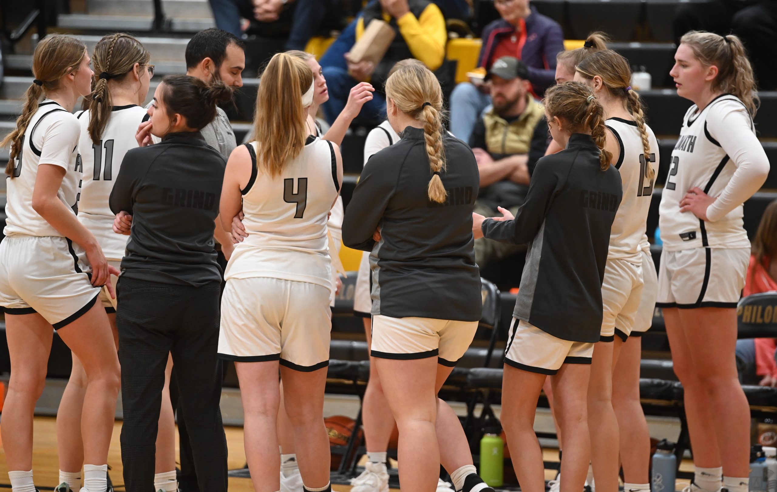 Gladstone, Marist post girls hoops wins over PHS - Philomath News