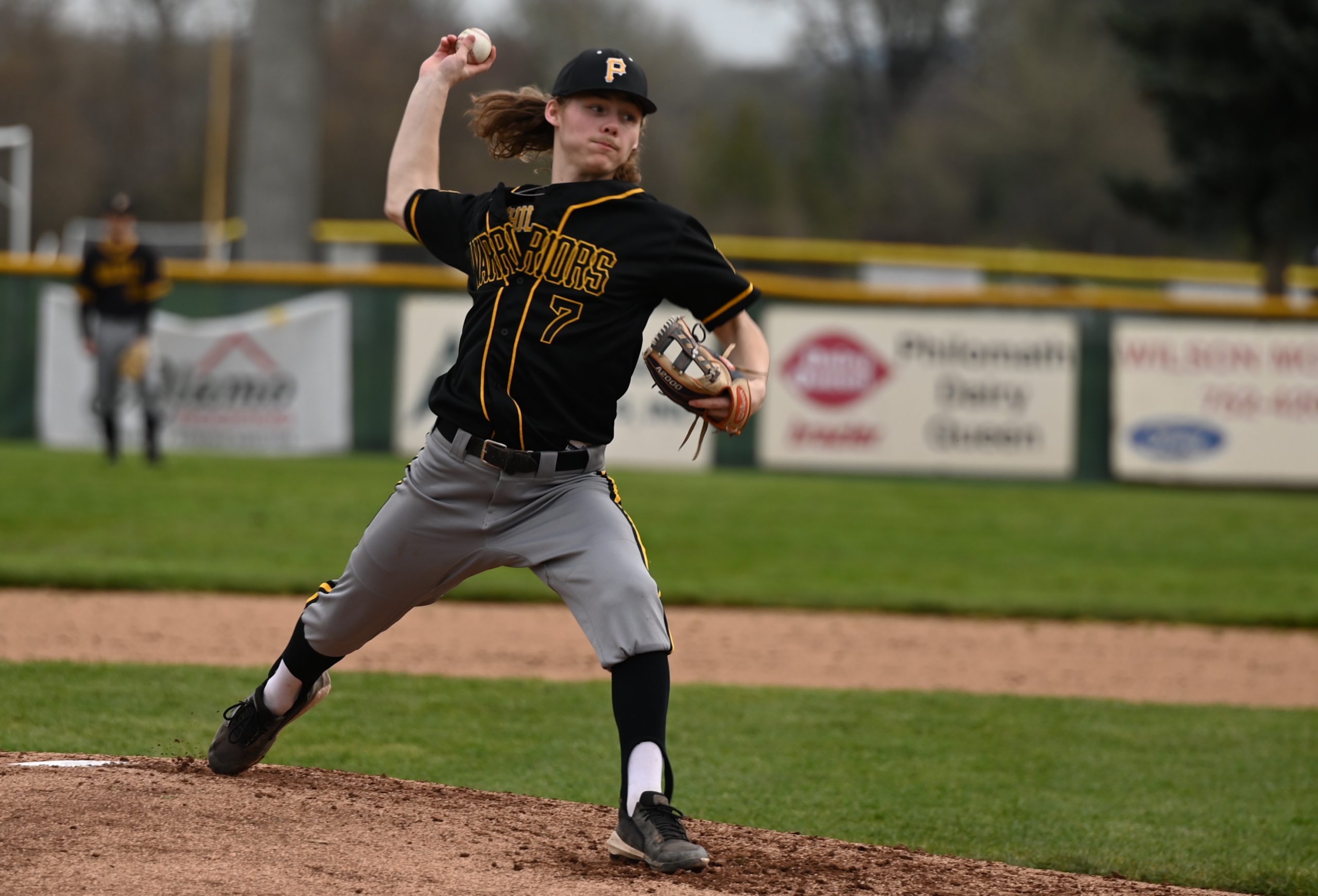 Warriors split 2 on second day of Newport baseball tourney - Philomath News