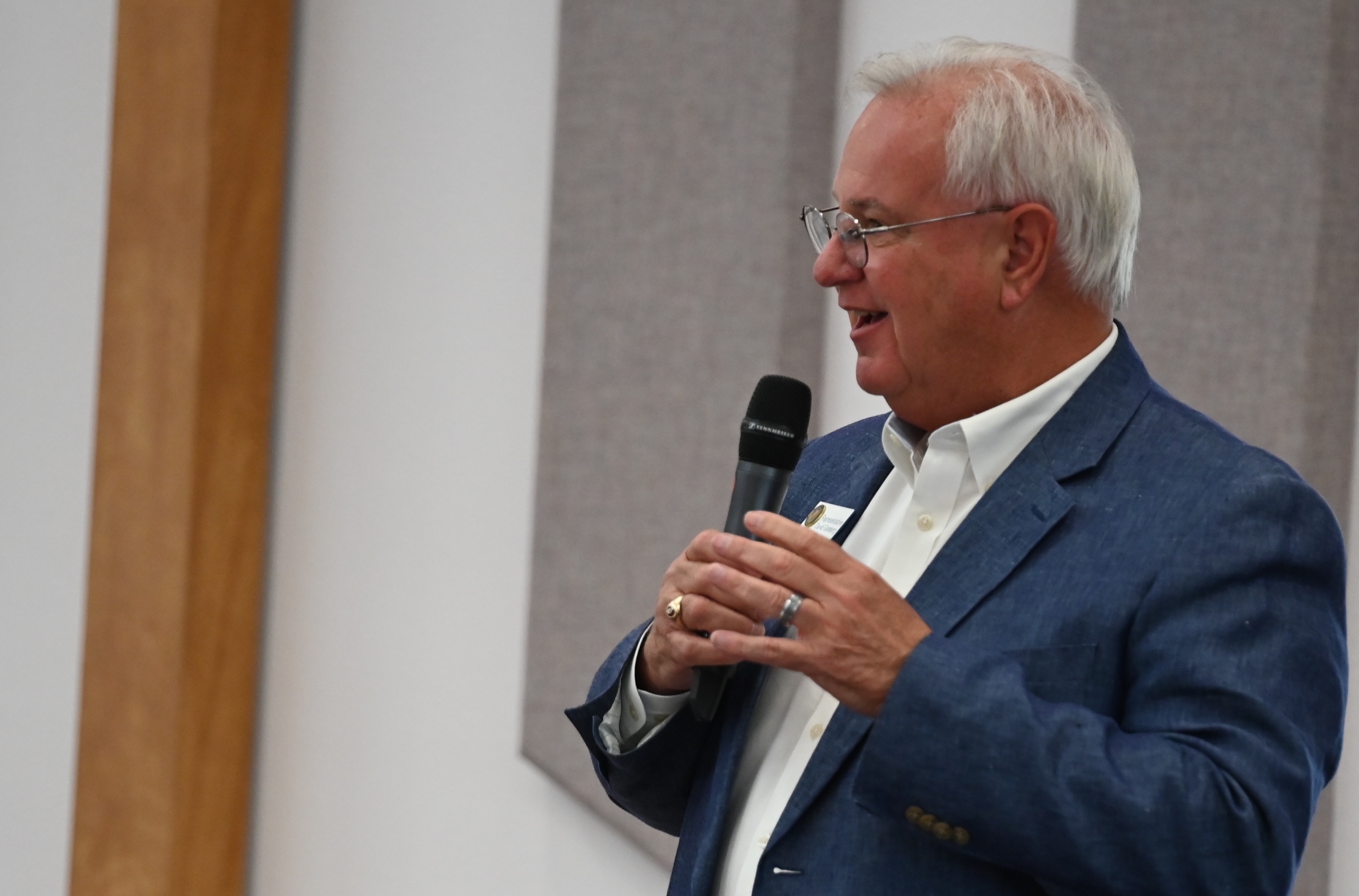 Gomberg plans Saturday visits to the area - Philomath News