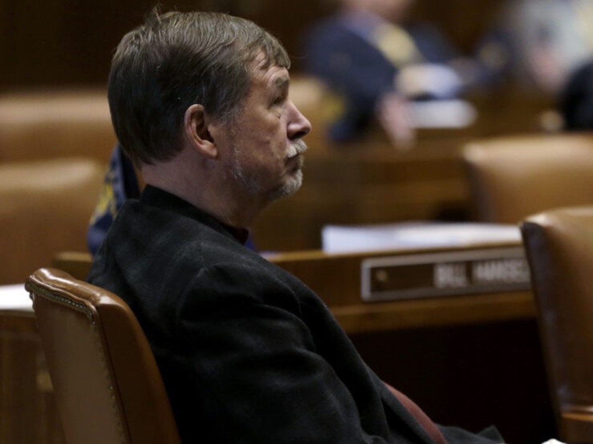 Two Oregon senators seek federal investigation into campaign ...