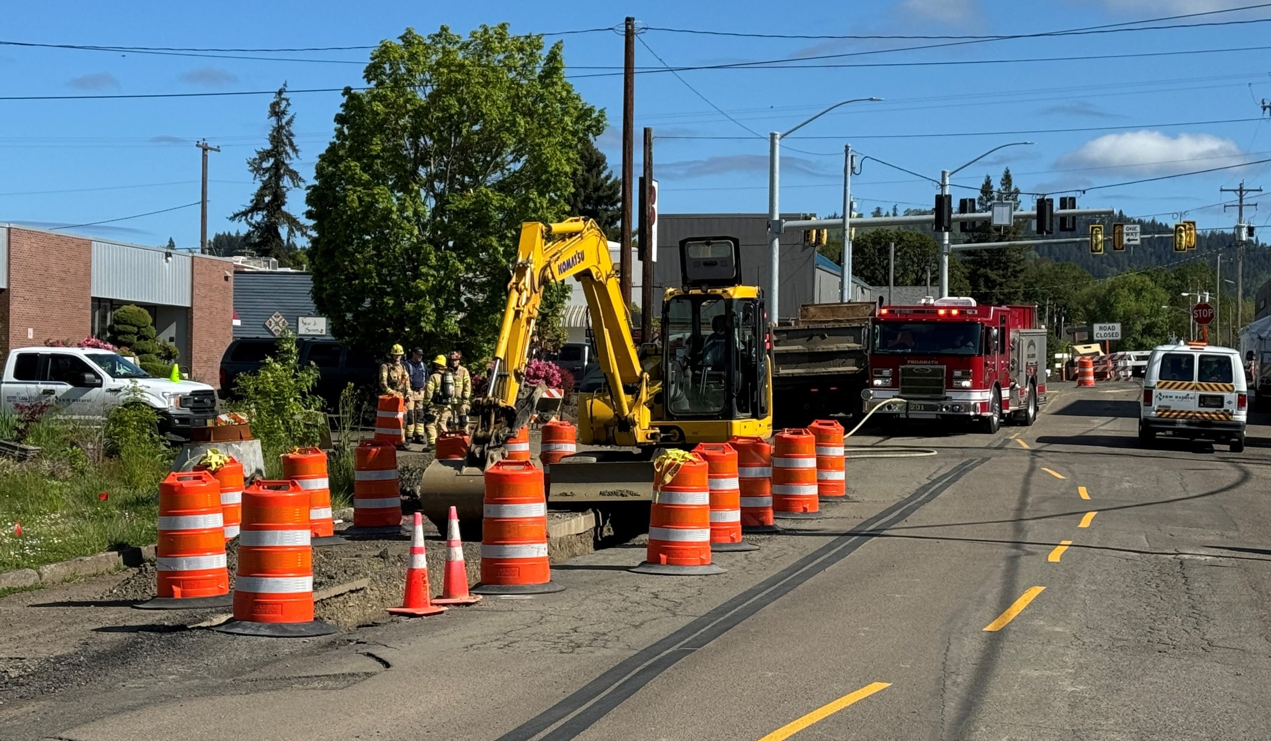 Natural gas line in Philomath ruptured during road construction work ...