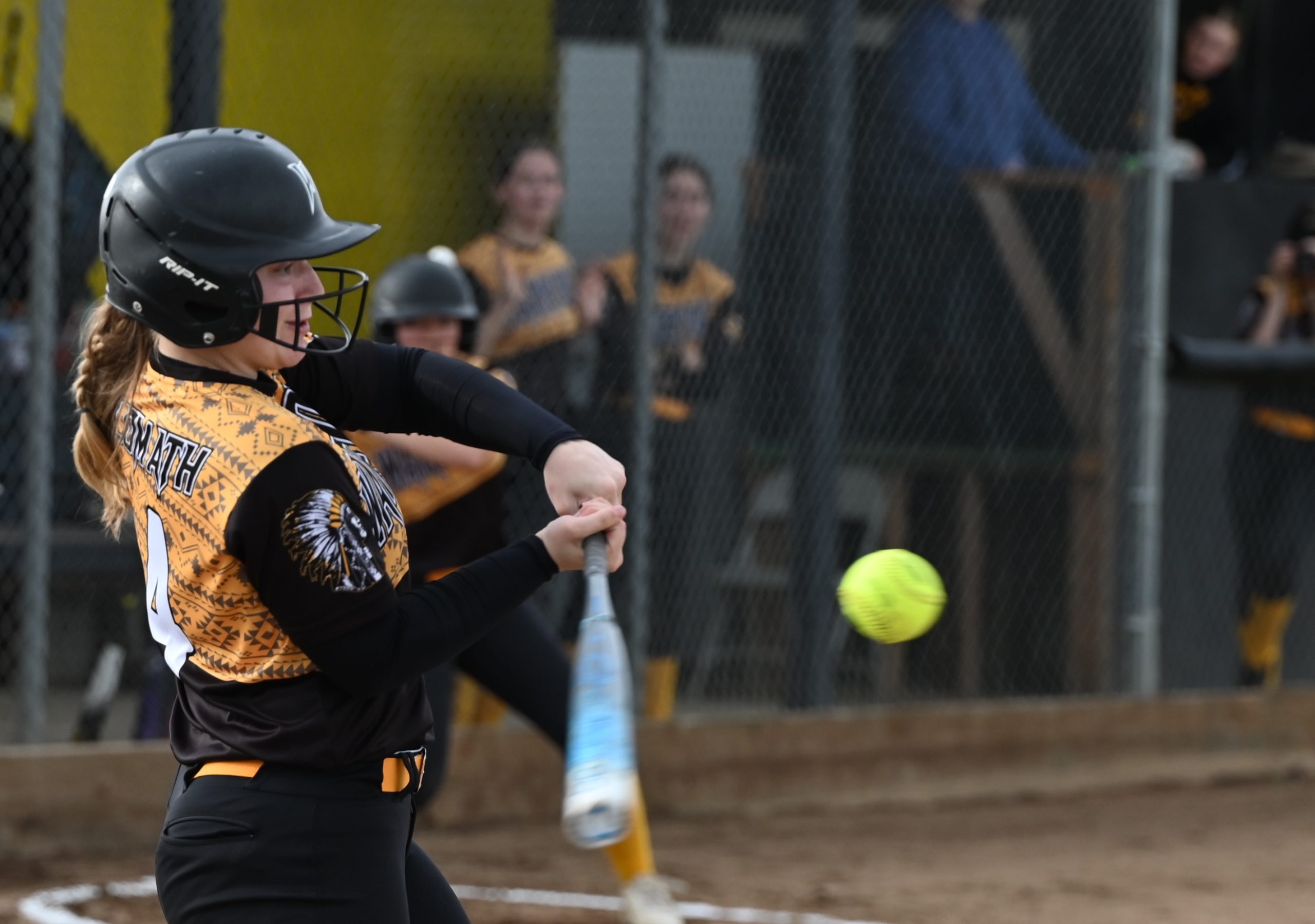 Unbeaten Cascade takes softball win over Warriors - Philomath News