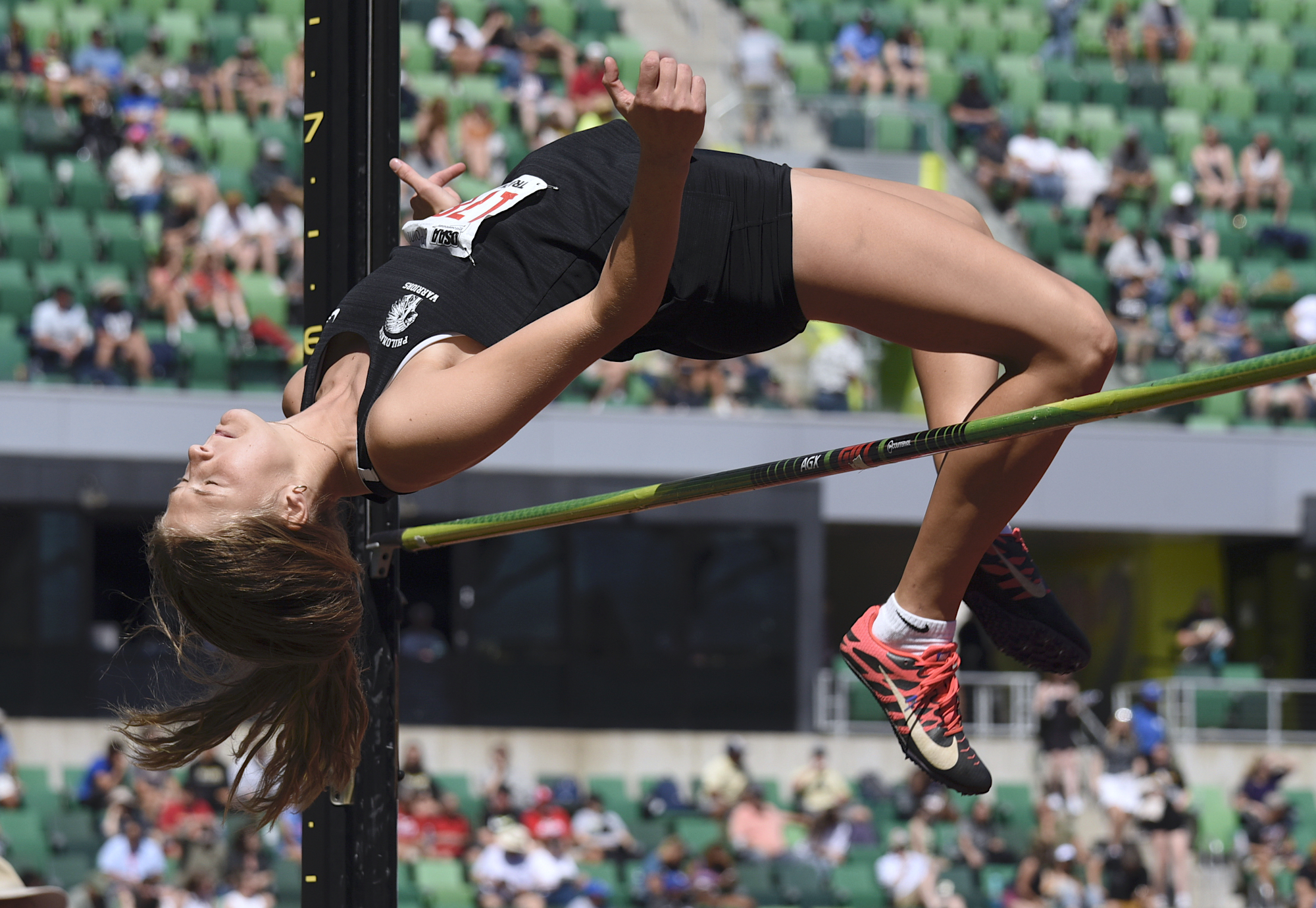 State track and field: Steen, Hellesto win state titles on Day 1 ...